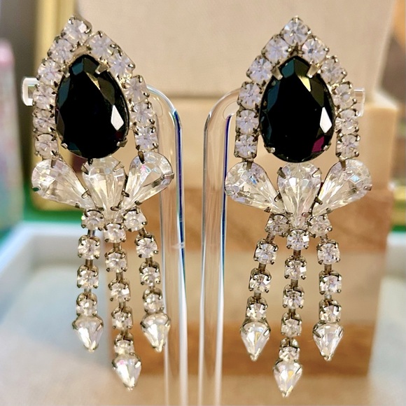 Vintage | Jewelry | Stunning Black And Icy Rhinestone Chandelier ...